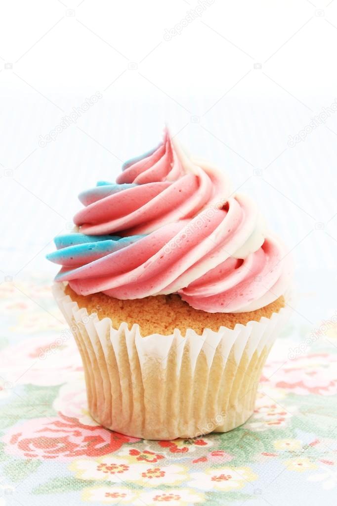 Colorful decorated cupcake — Stock Photo © neillangan #89679628