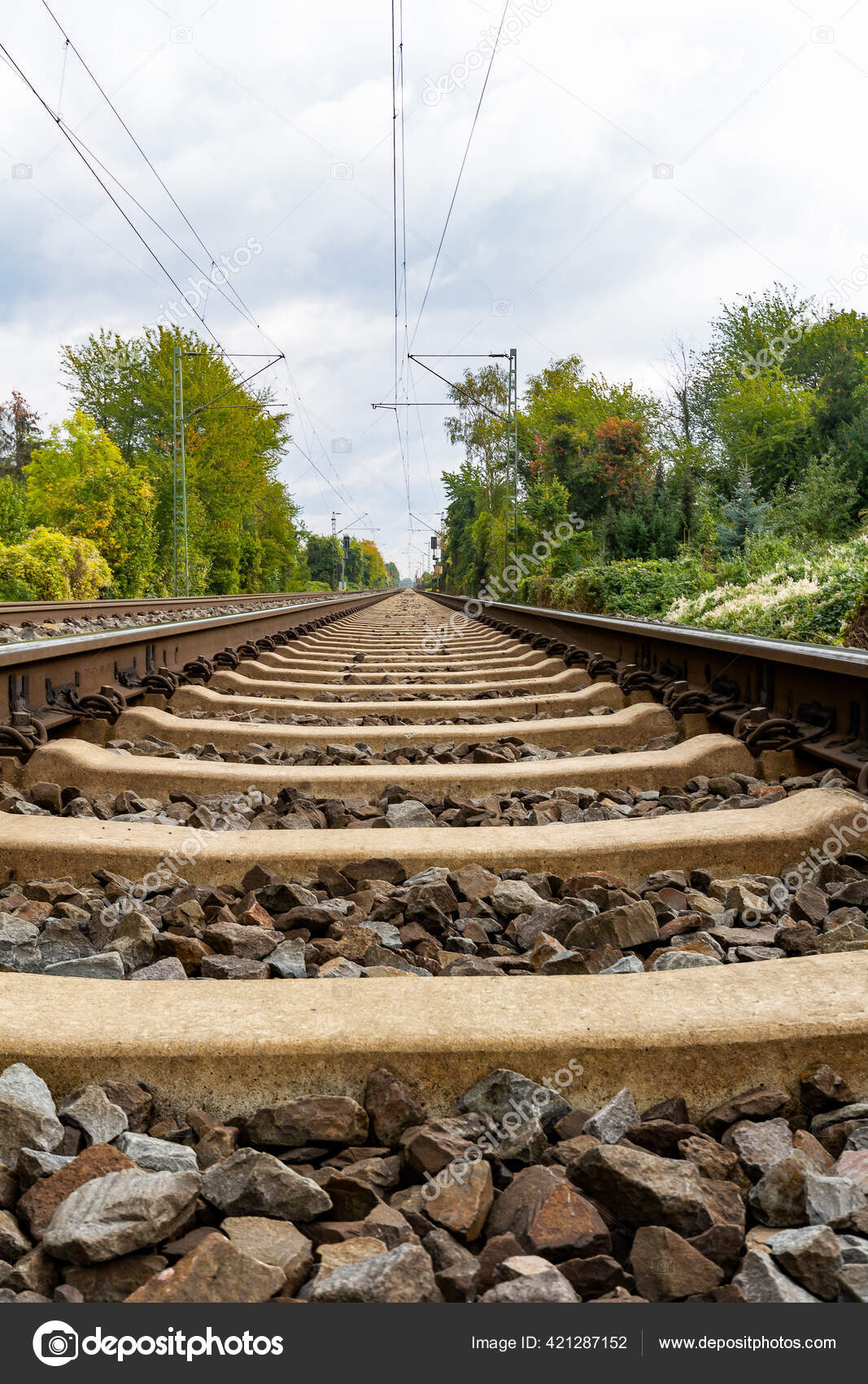 Straight Train Track