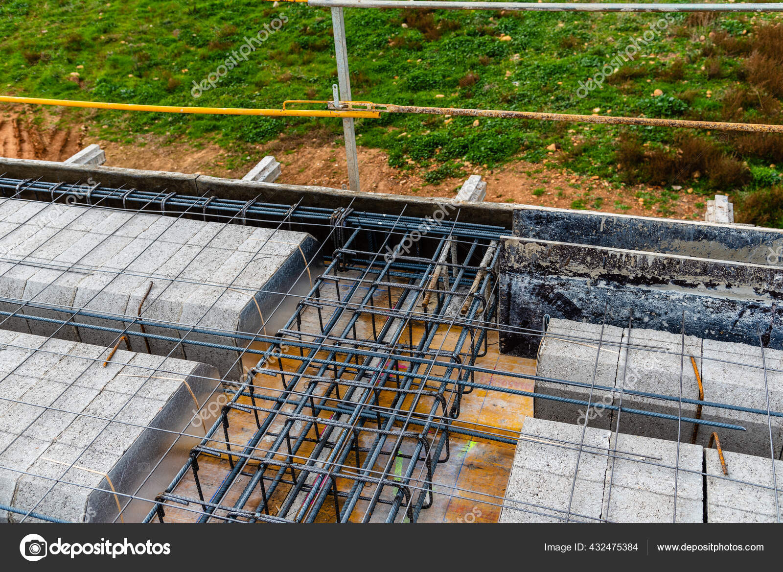 Construction Site Steel Formworks Reinforcing Bars Pillars Ready ...