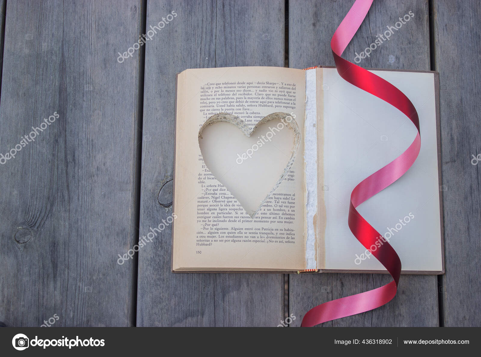 Top View Book Whose Pages Cut Out Shape Heart Red — Stock Editorial ...