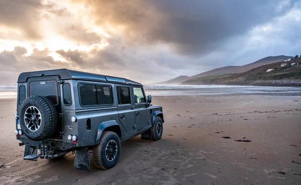 Land Rover Defender Off Road Wallpaper