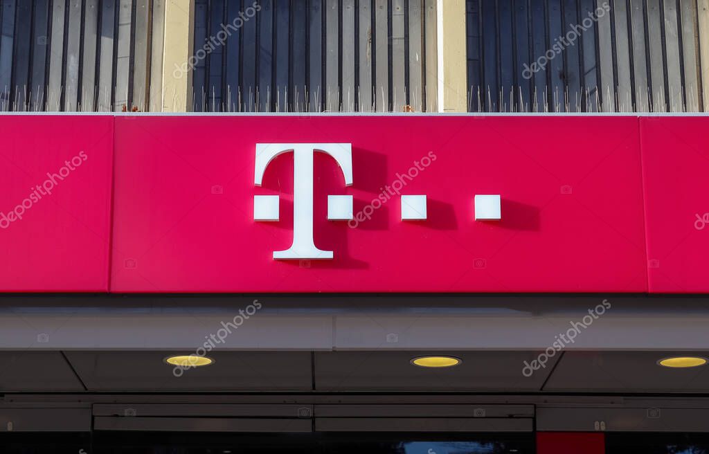 KIEL, ALEMANIA - 18 de enero de 2021: El logotipo de la mayor empresa ...