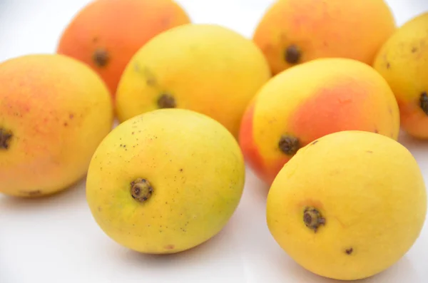 Mangos maduros images libres de droit, photos de Mangos maduros ...