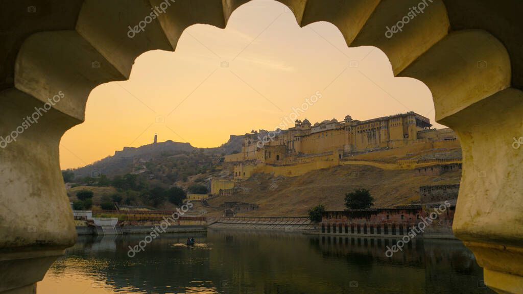 Una toma de alto ngulo del sitio del Fuerte Amber como parte del grupo ...