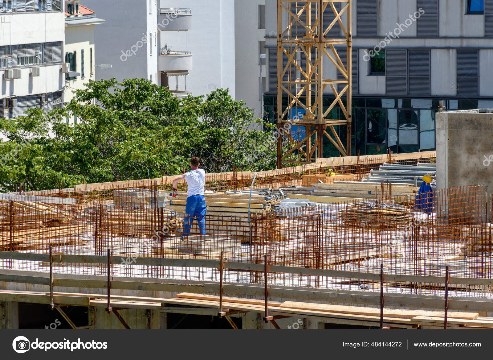 Split Croatia Jun 2021 Construction Worker Working Construction Site Building — Stock Editorial ...