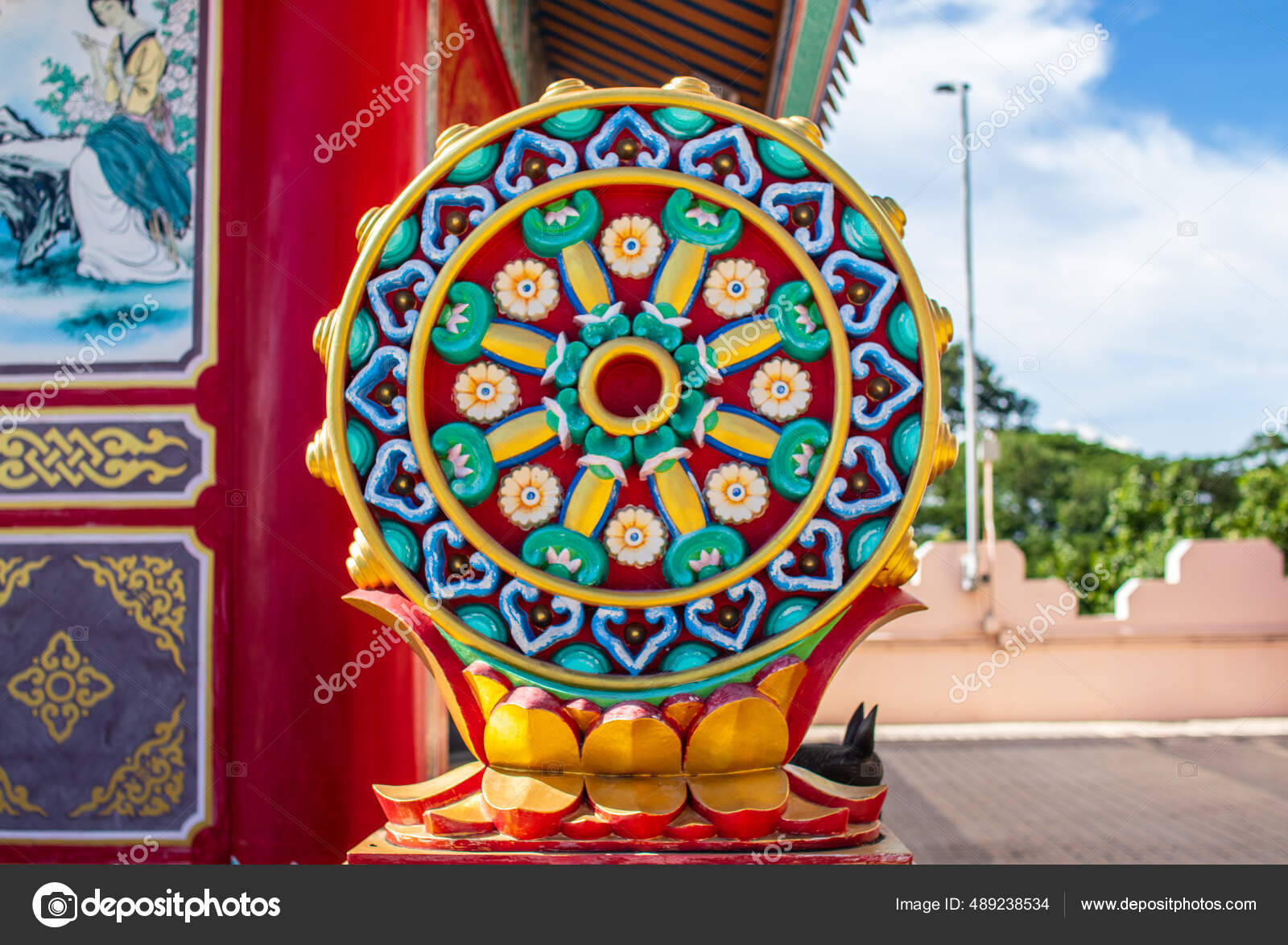 Buddhist Dharma Wheel Known Wheel Doctrine Chinese Temple Thailand ...