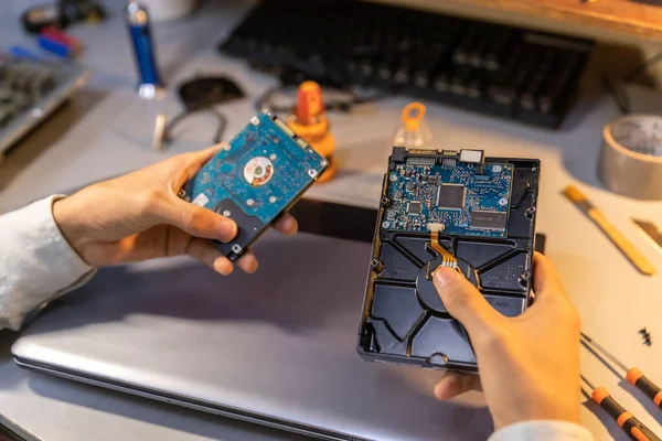 Augmented reality repair Stock Photos, Royalty Free Augmented reality ...