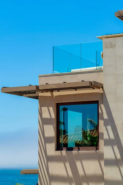 Ocean front house Stock Photos, Royalty Free Ocean front house Images ...