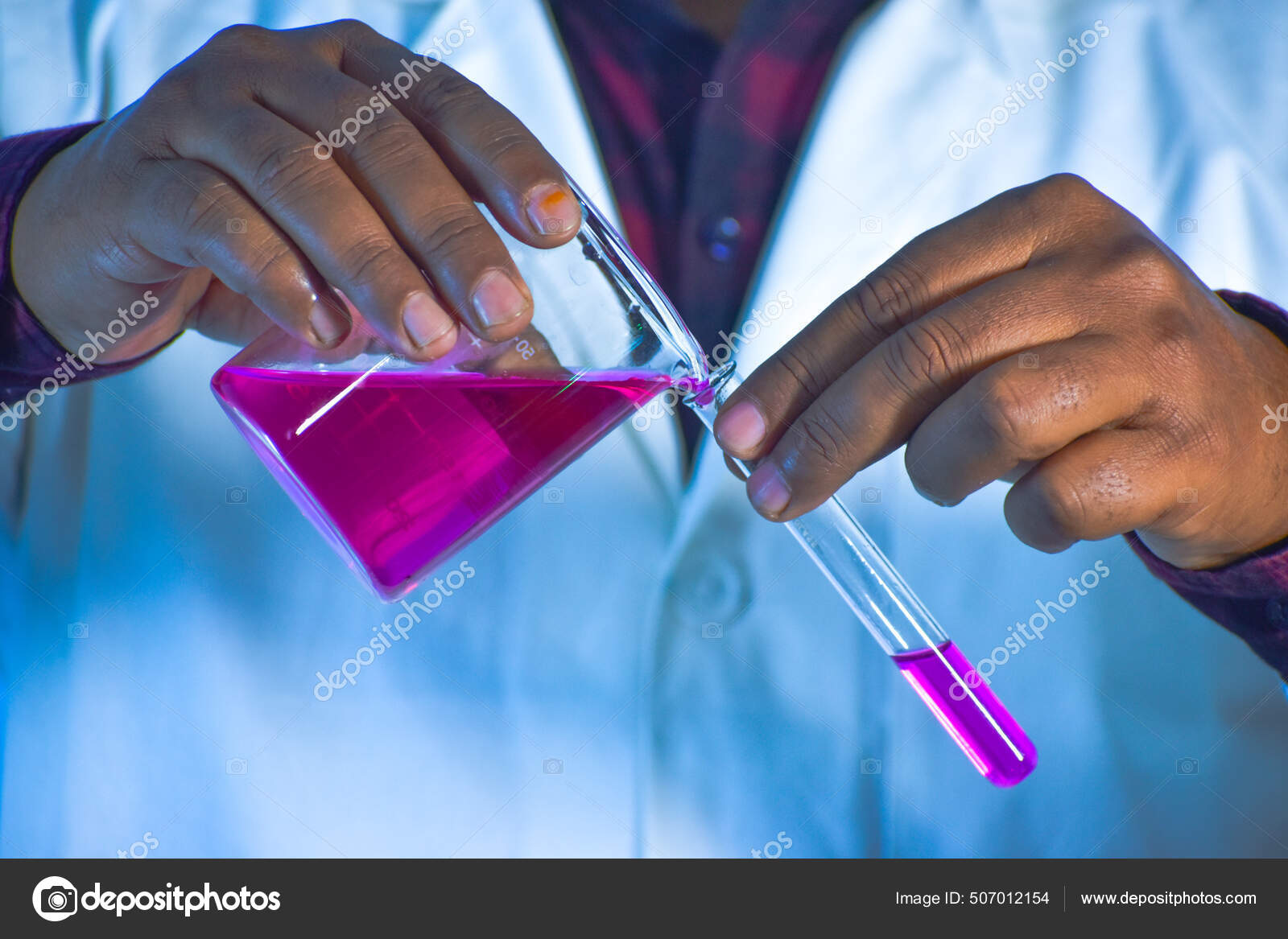 Scientist Pouring Color Liquid Test Tube Beaker — Stock Photo ...