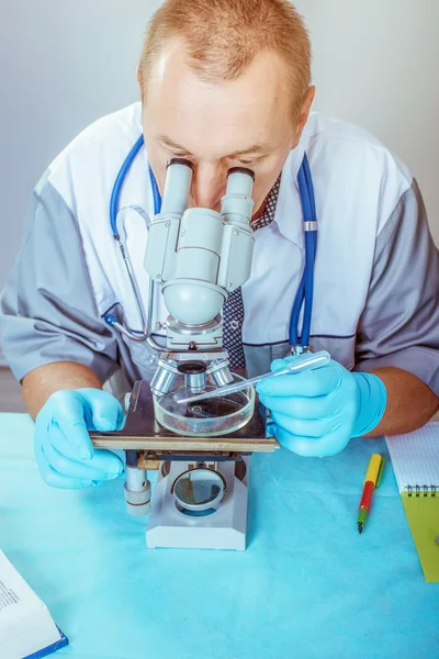 Microscope doctor Images - Search Images on Everypixel