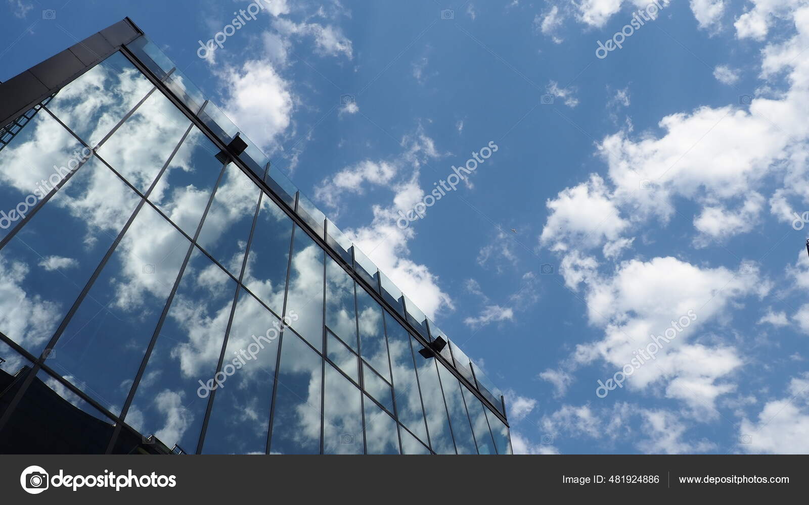 Edificio Nubes Cielo