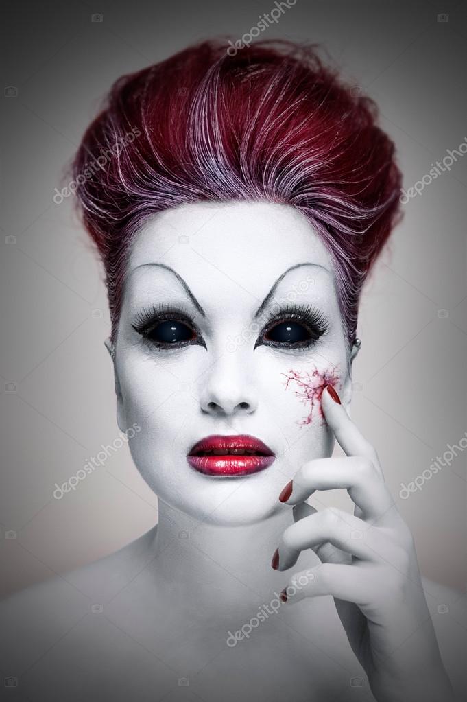 Zombie Girl Art Eat Zombie Girl Dominates Perth Comic Con with Her Face ...