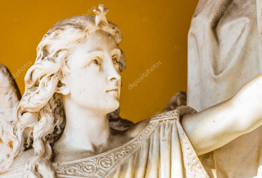 Old Angel Statue Marble — Stock Photo © GoneWithTheWind #123661758