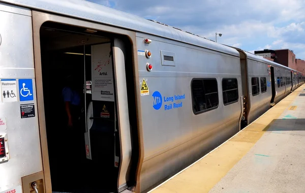 Lirr Stock Photos, Royalty Free Lirr Images | Depositphotos