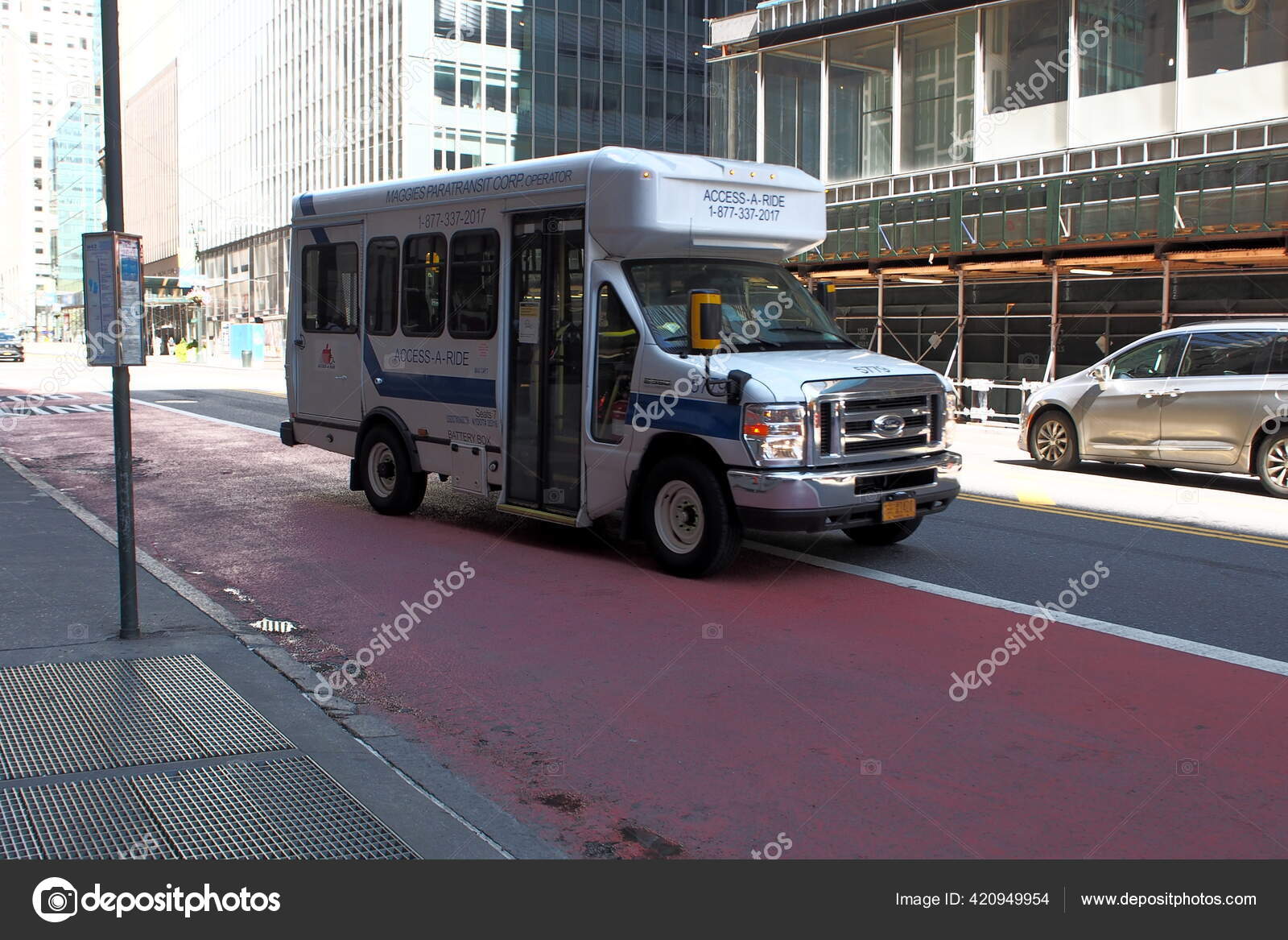 Access Ride Paratransit Service Bus Street Midtown New York Usa — Stock ...