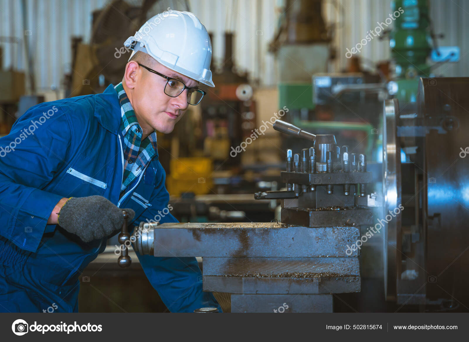 Industrail Background Portrait Mechanic Engineer Operating Lathe ...