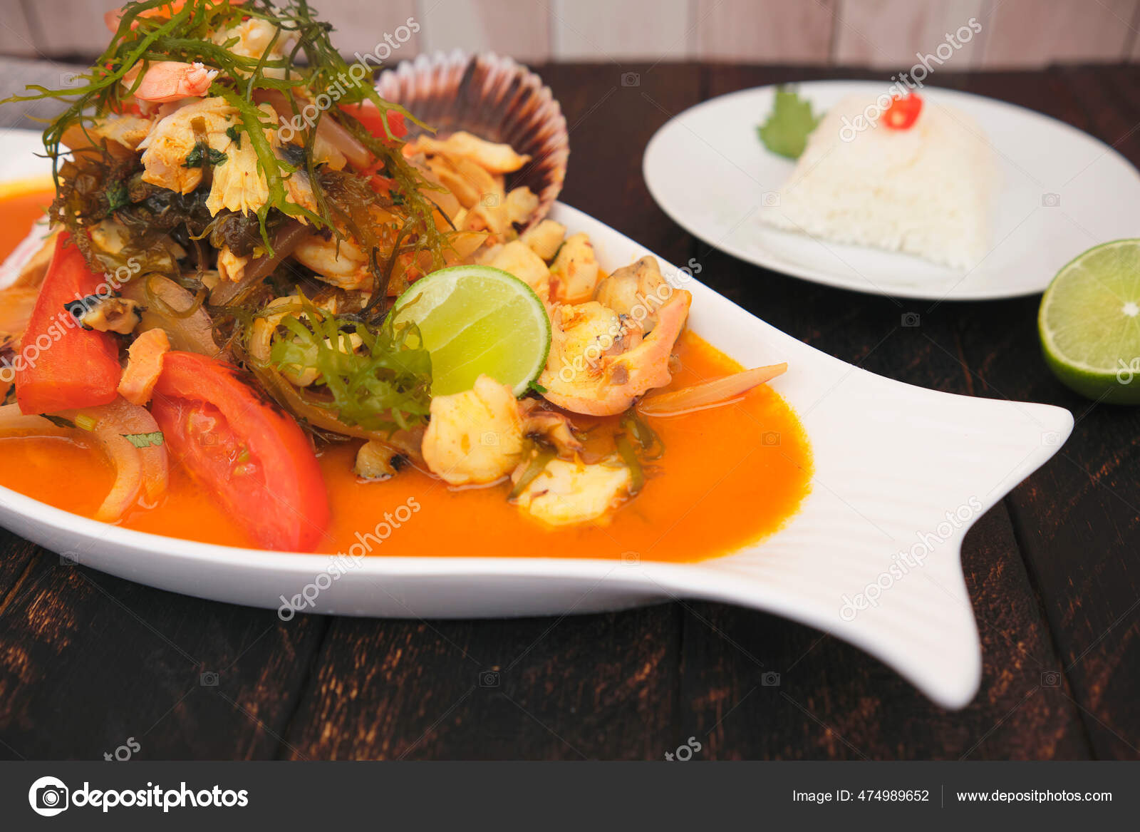 Comida Peruana Chamada Marisco Sudado Mariscos Suor Peixe Misturado Com ...