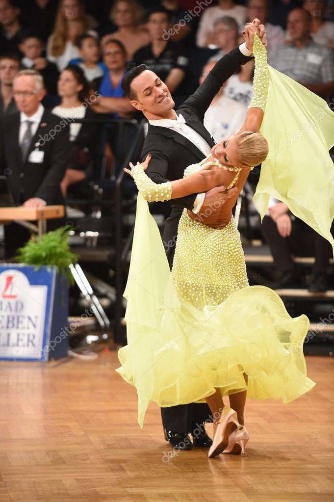 Ballroom dance couple dancing at the competition – Stock Editorial ...