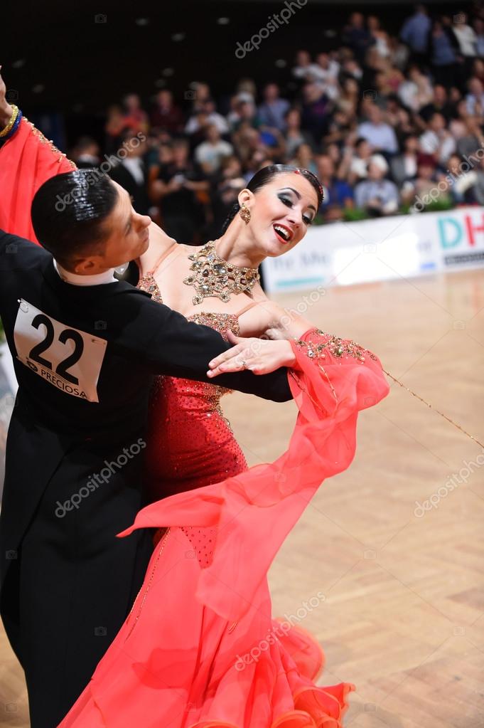Ballroom dance couple, dancing at the competition – Stock Editorial ...