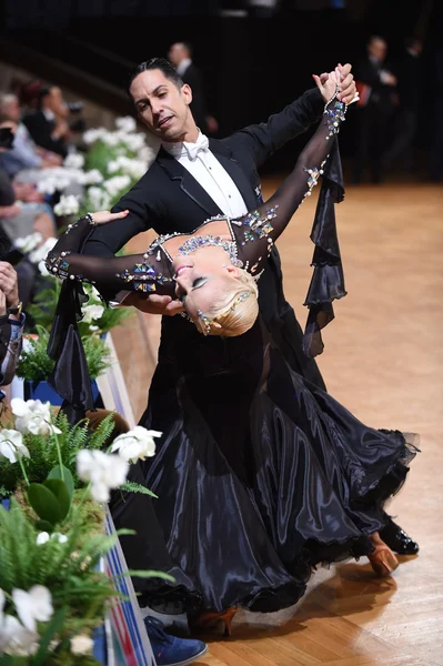 Ballroom dance couple, dancing at the competition – Stock Editorial ...