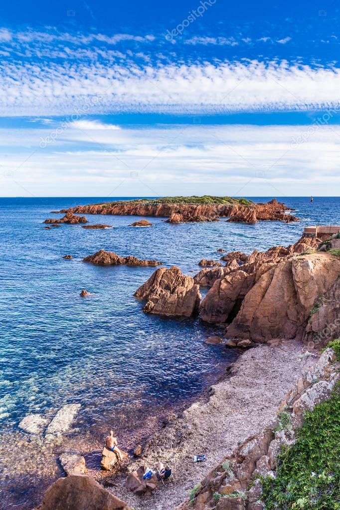 Rocas rojas del macizo de Esterel-Riviera Francesa, Francia 2022