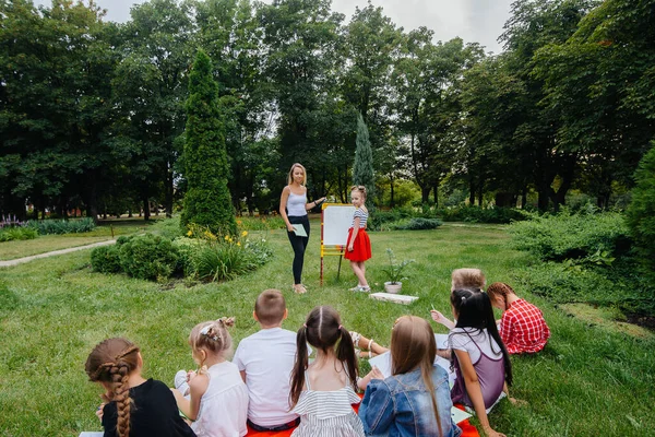 Theater and children Stock Photos, Royalty Free Theater and children Images | Depositphotos