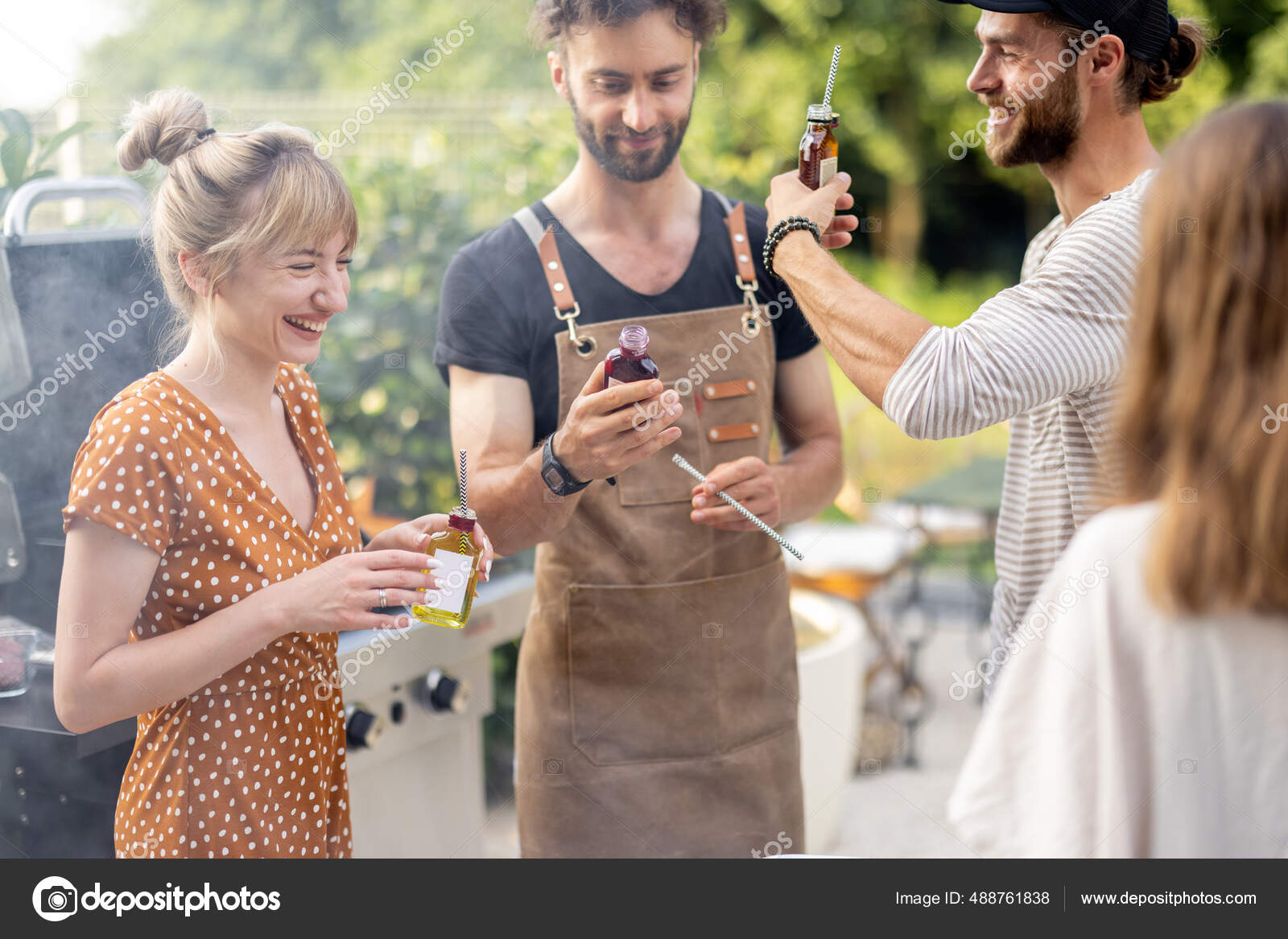 Friends with alcohol on a picnic at backyard — Stock Photo ...