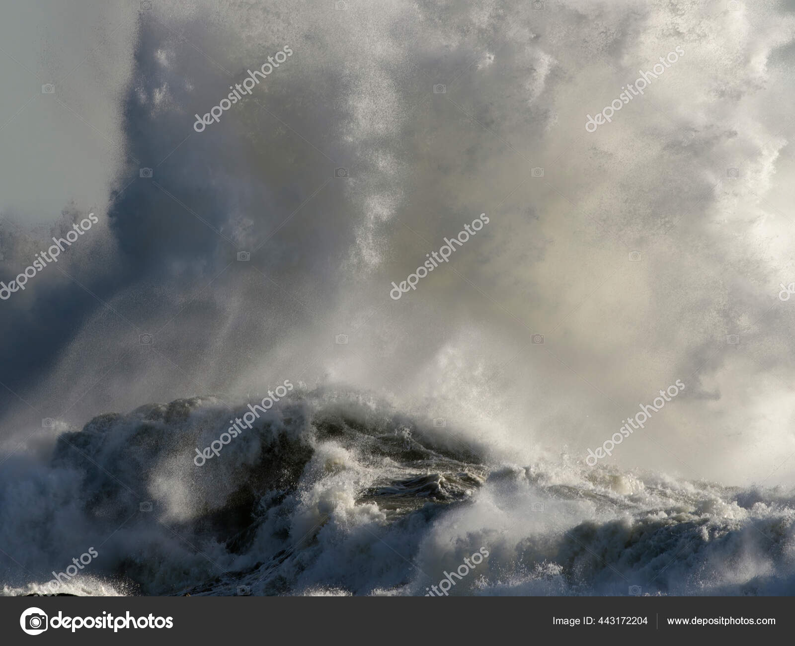 Storm Coast Seeing Big Wave Breaking Rocks Cliffs Splash Spray — Stock ...
