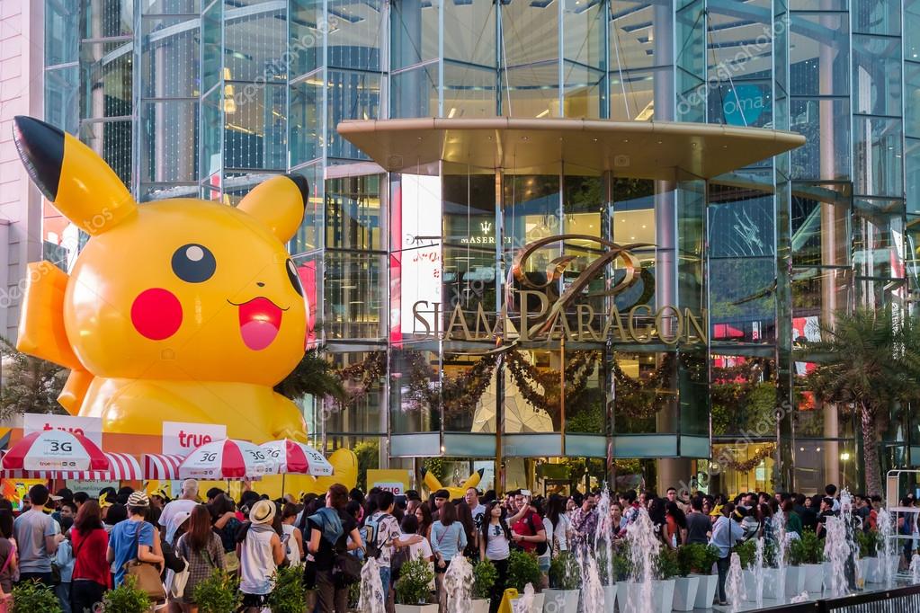 Shoppers visit Siam Paragon mall and Pokemon Festiva – Stock Editorial ...