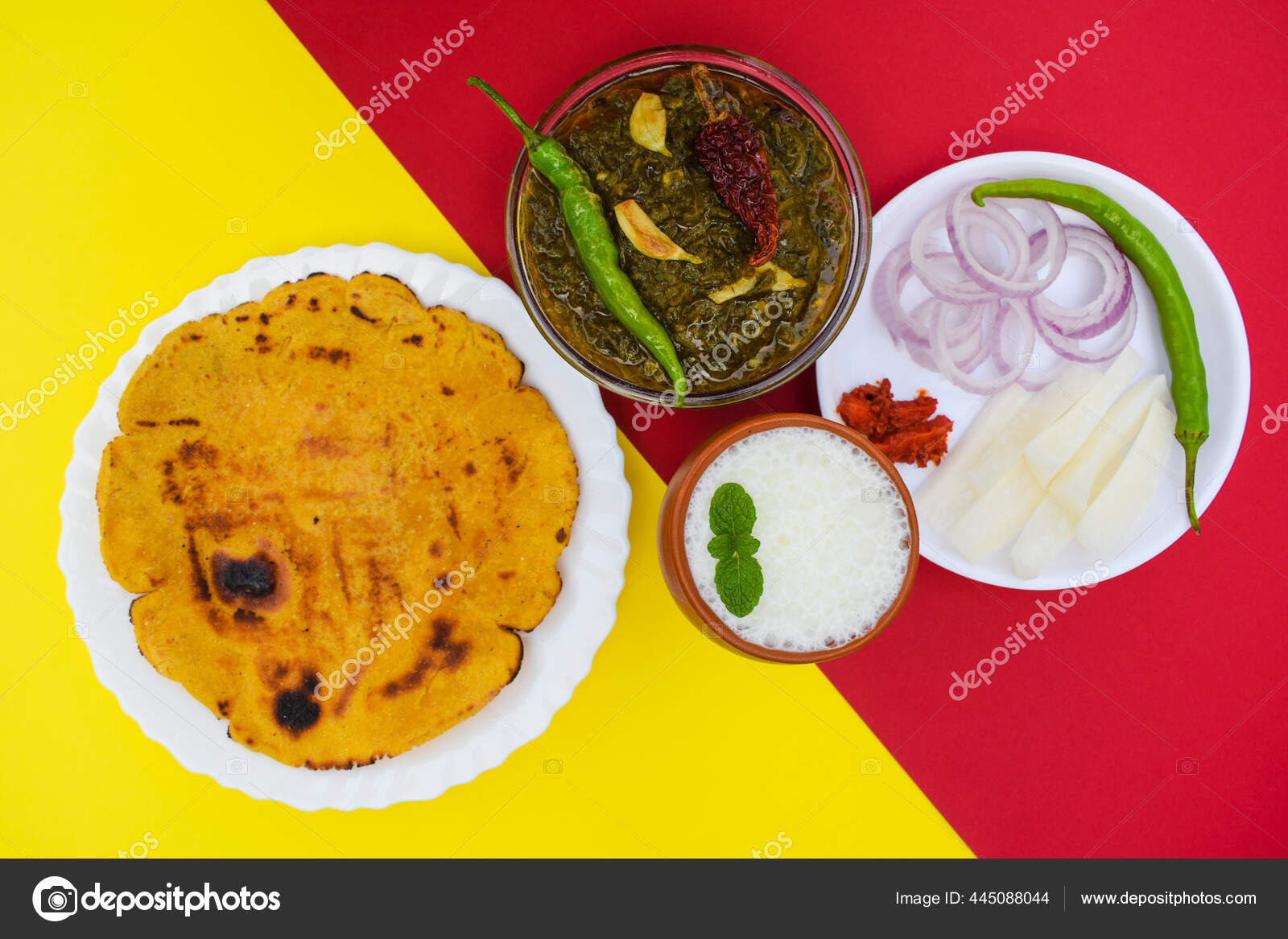 Indian Popular Dish Makki Roti Sarson Saag Mustard Leaves Curry — Stock ...