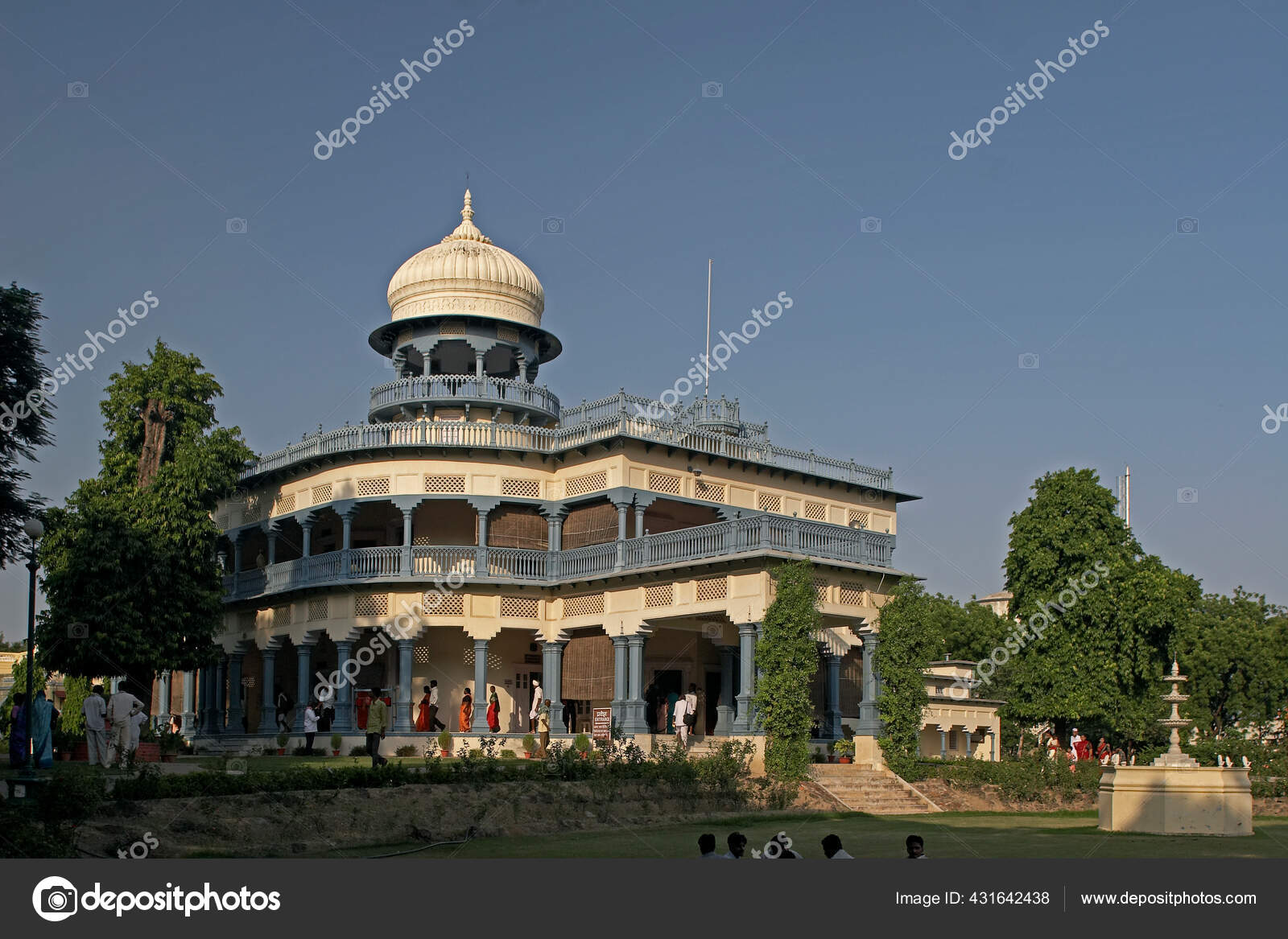 Sep 2005 Anand Bhavan Swaraj Bhavan Formerly Residence Nehru Gandhi ...