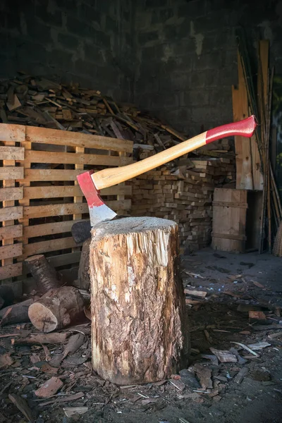 Log splitting axe Stock Photos, Royalty Free Log splitting axe Images ...