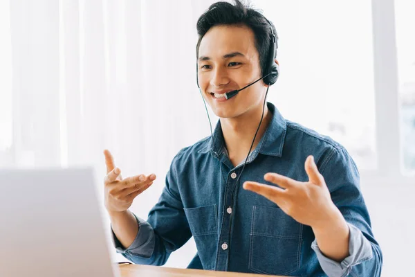 Filipino Call Center Agents