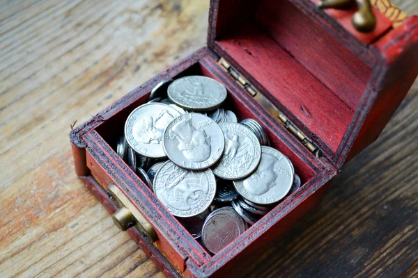Coin treasure chest Stock Photos, Royalty Free Coin treasure chest ...