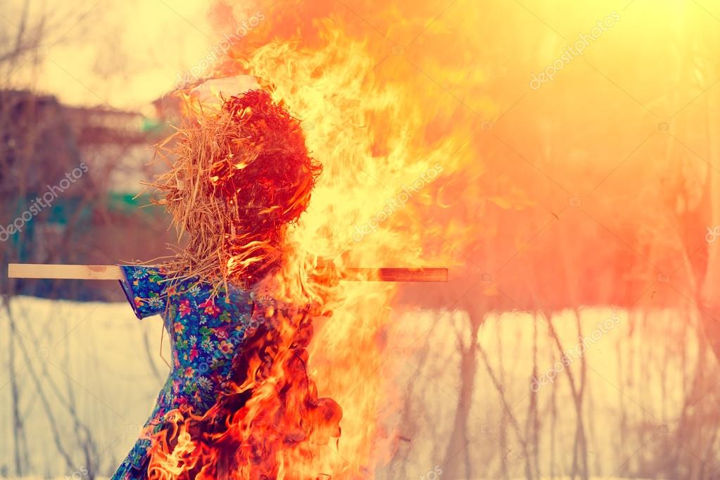 Burning stuffed figure Stock Photo by ©watman 106110554