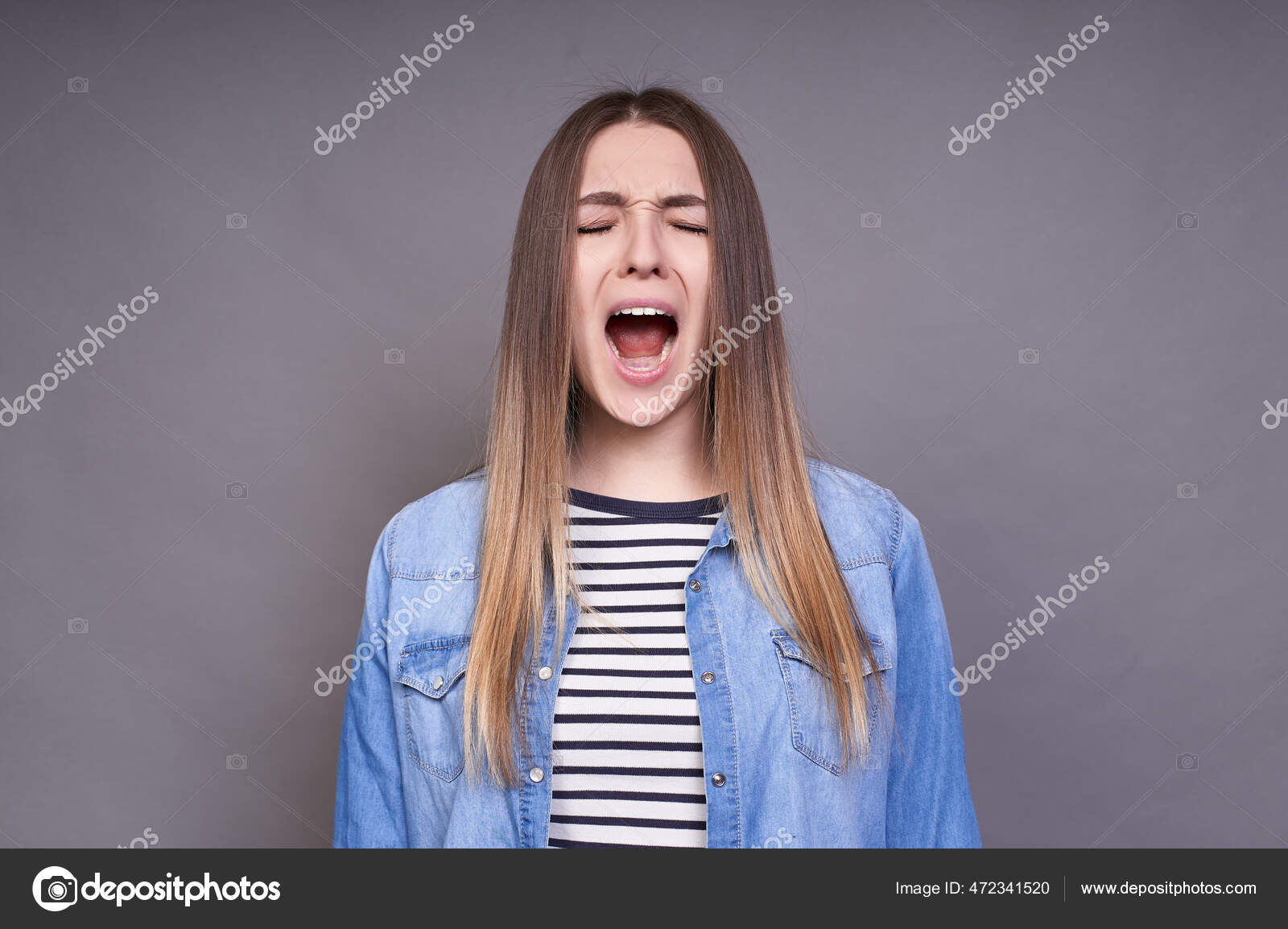 Image Excited Sad Screaming Young Woman Closed Eyes Long Hair — Stock ...