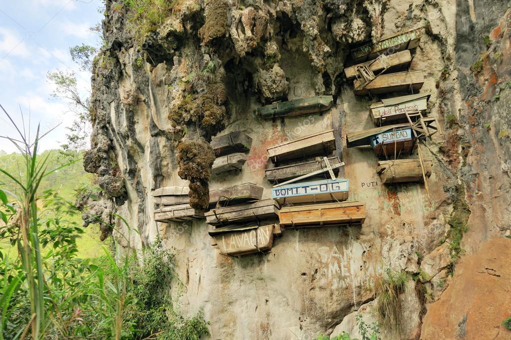 Hanging Coffins of Sagada, Philippines Stock Photo by ©flocutus 65113675
