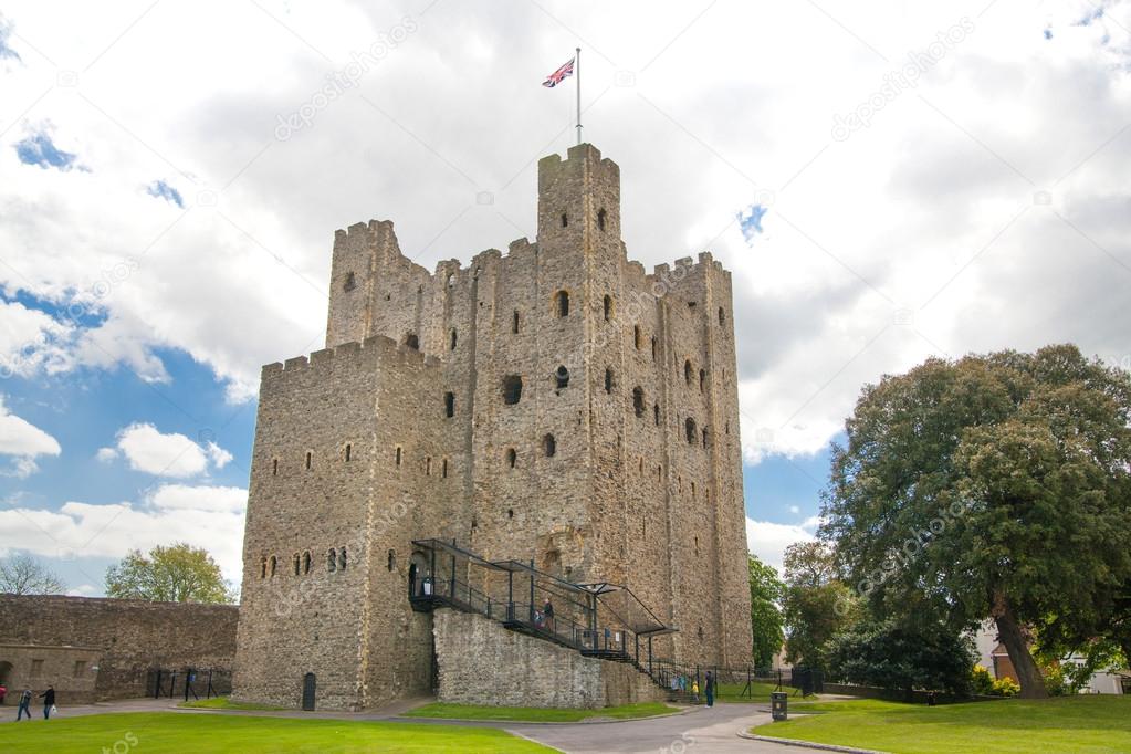 Rochester Castle 12th-century. Inside view of castle's ruined palace ...