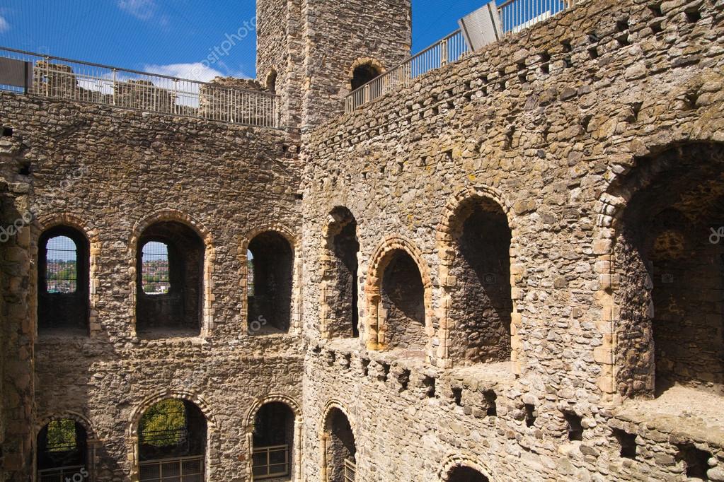 Rochester Castle 12th-century. Inside view of castle's ruined palace ...