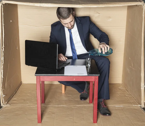 Broken office cubicles fotos de stock, imágenes de Broken office ...