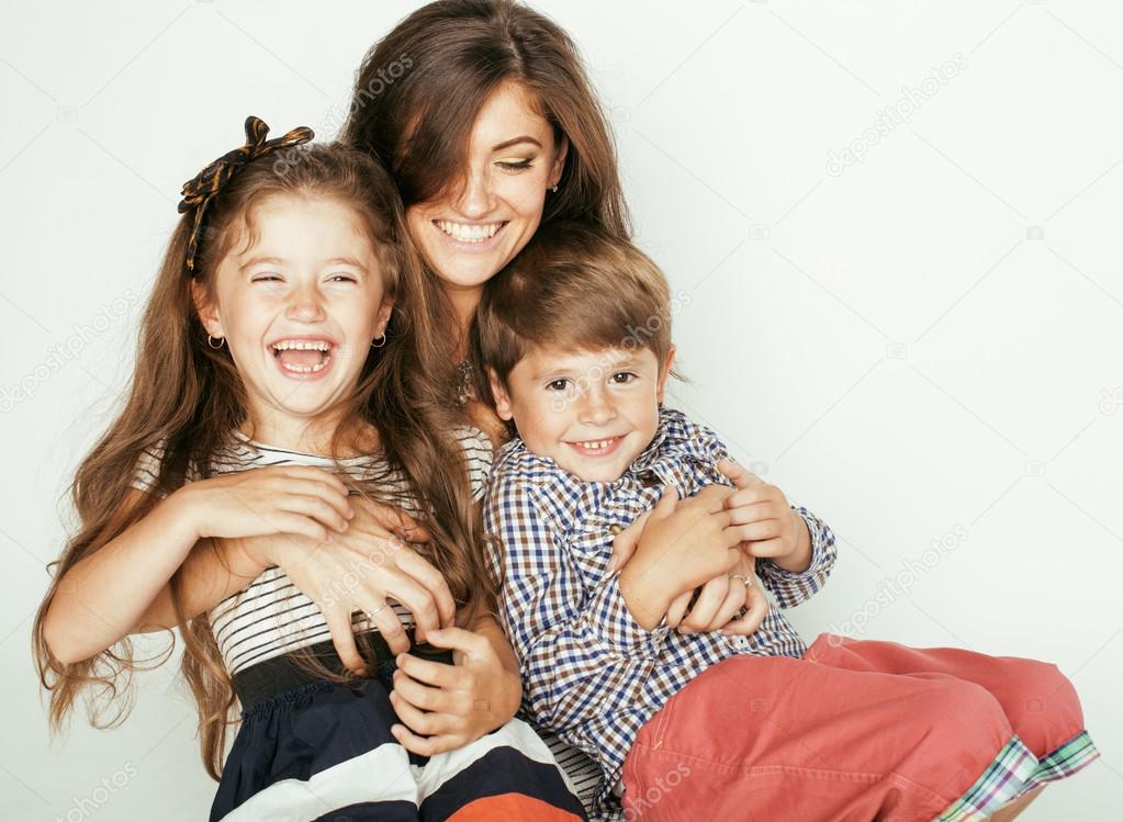 Imagens De Mae Com Dois Filhos Fdplearn