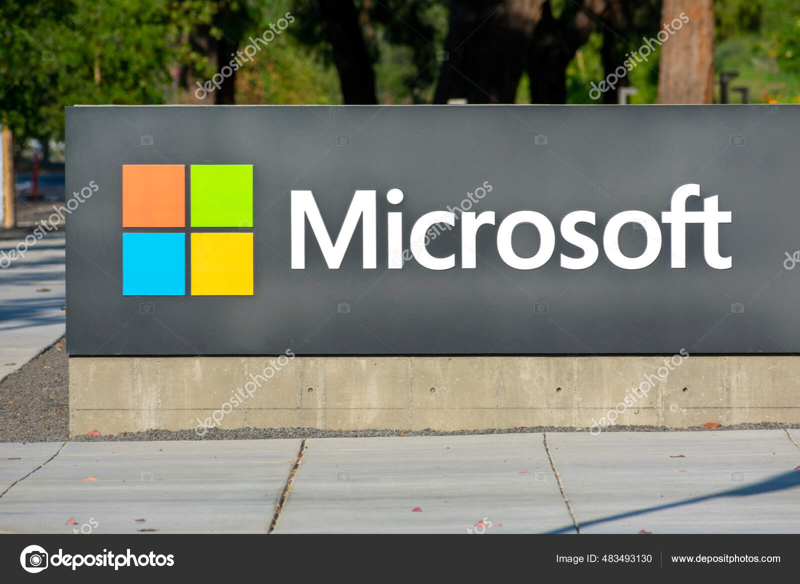 Microsoft Sign Logo Four Color Squares Headquarters Cloud Computer ...