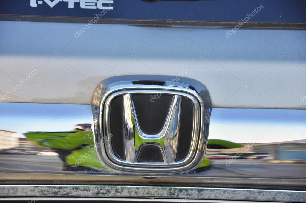 Honda logo – Stock Editorial Photo © Tadeas #62194793