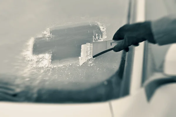 Car windscreen repair Stock Photos, Royalty Free Car windscreen repair ...