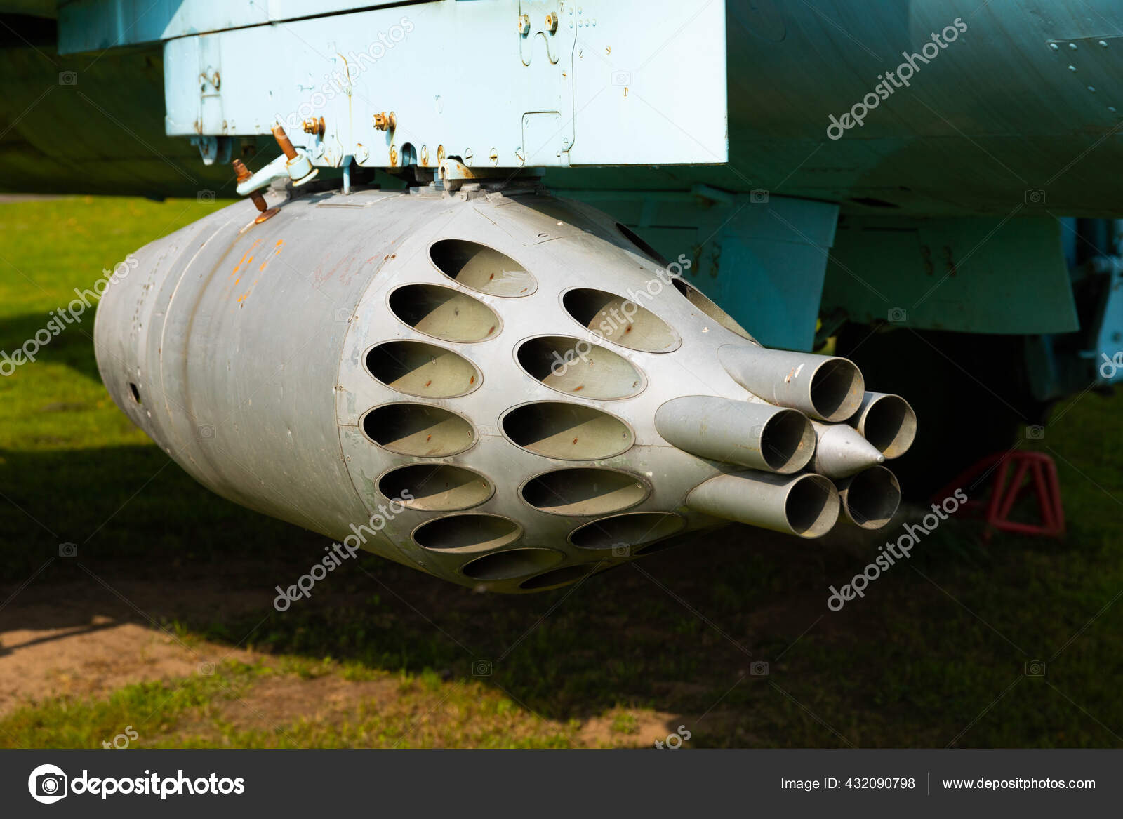 Rockets Bombs Rocket Launchers Other Guided Unguided Weapons Old Soviet ...