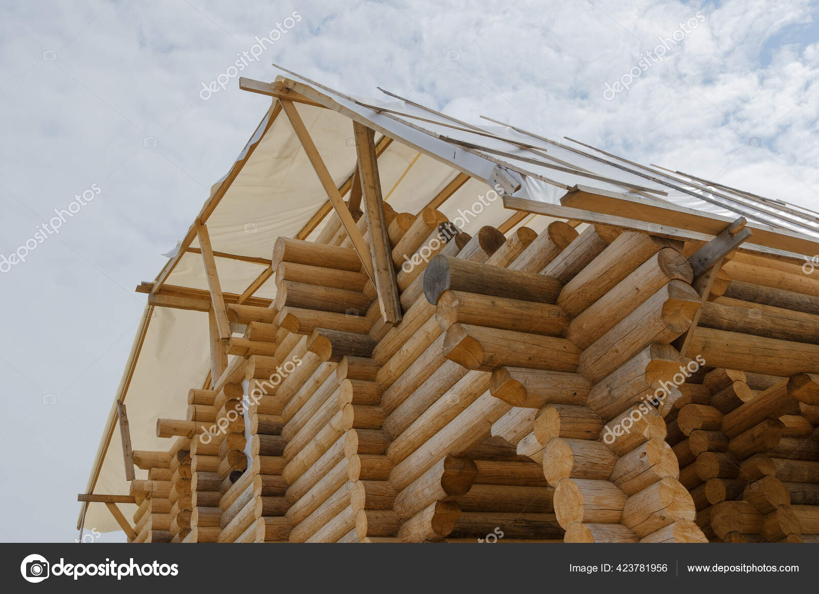 Log Structure New Wooden House Construction Stock Photo by ©K-Paul.KK ...