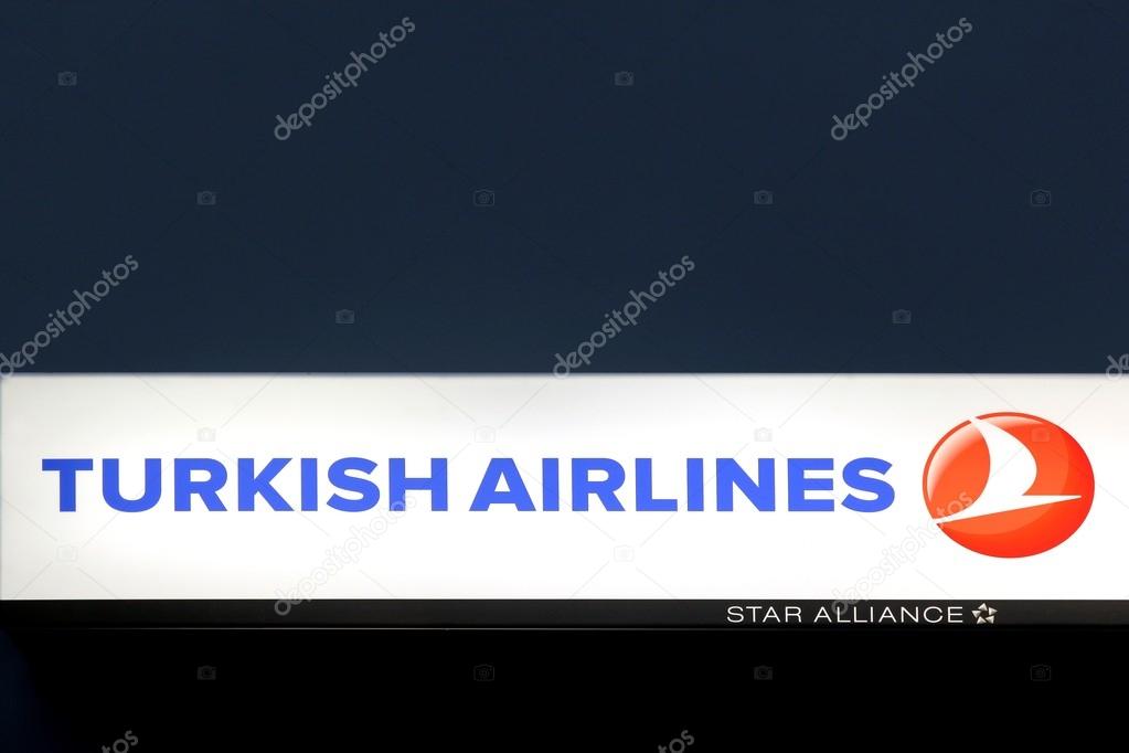 Turkish Airlines logo on a wall — Stock Editorial Photo © ricochet69 ...