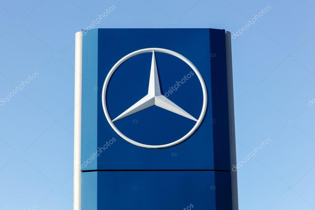 Mercedes logo on a facade – Stock Editorial Photo © ricochet69 #80856458