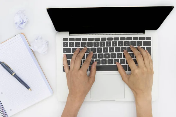 Man typing Stock Photos, Royalty Free Man typing Images | Depositphotos