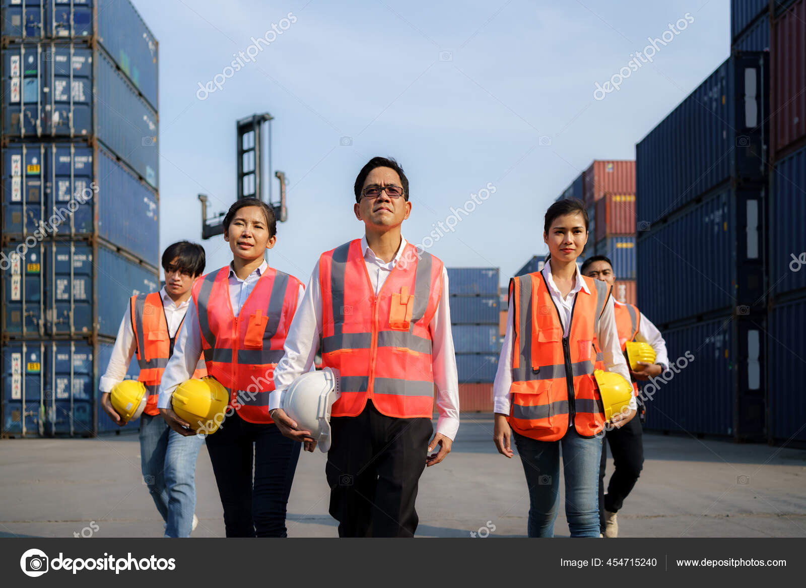 Asian Foreman Walking Four Workers Employee Team Finishing Work ...
